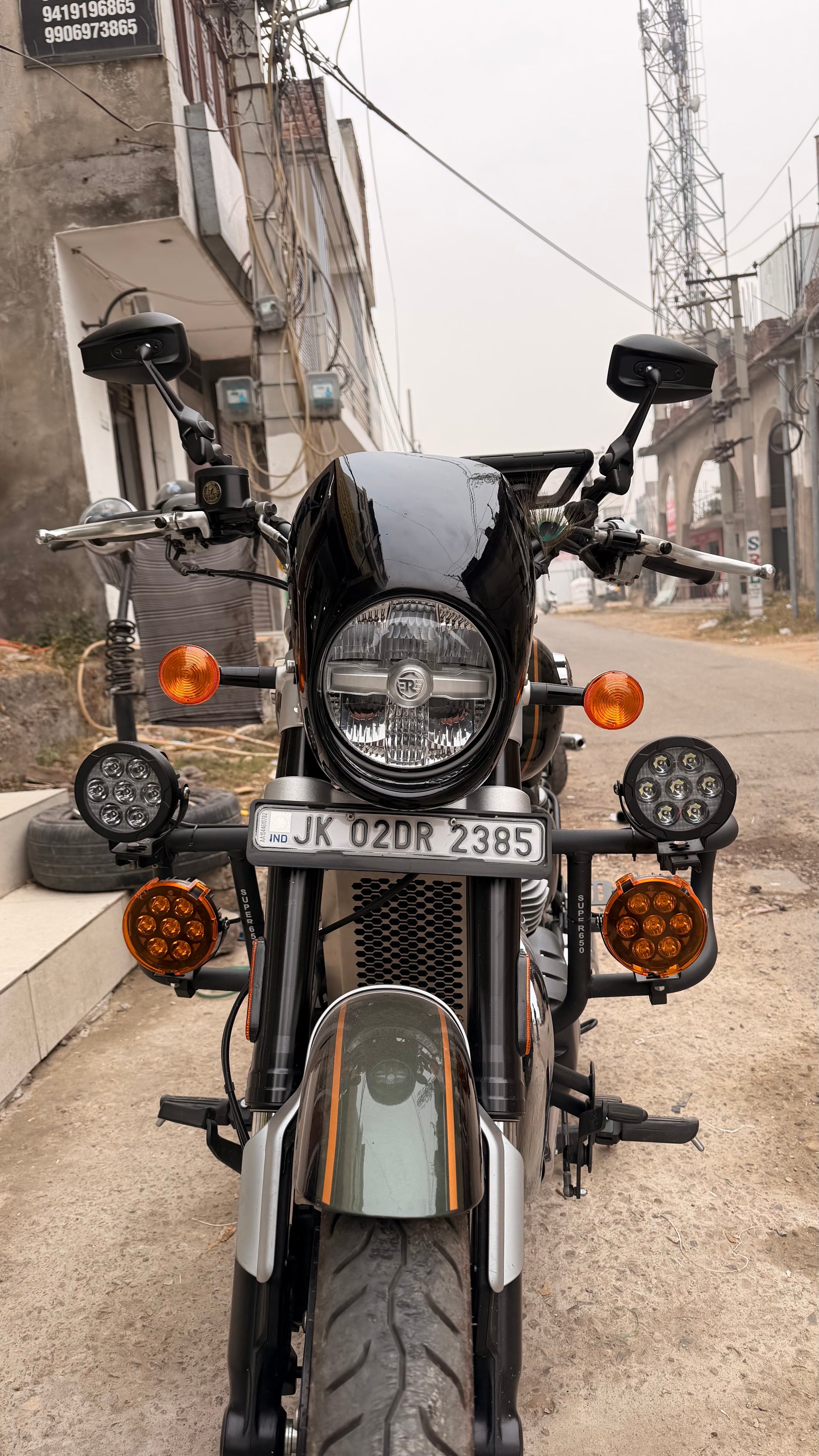Harley-Style Short Windshield for Royal Enfield Super Meteor 650 & Met ...
